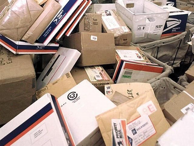 Holiday Mail Rush is On