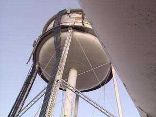 Painter Survives Fall From Raleigh Water Tower
