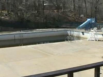 Wake Forest pool to open Saturday