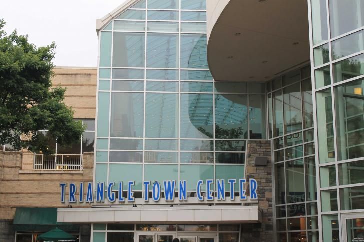 Store owners, shoppers worry about future of Raleigh shopping mall