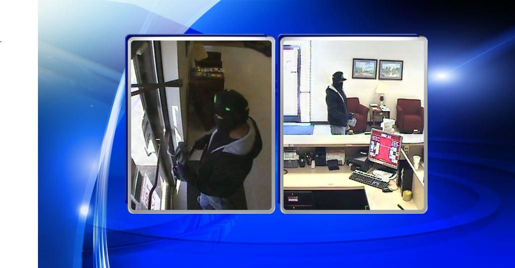 Police looking for suspect in Princeton bank robbery