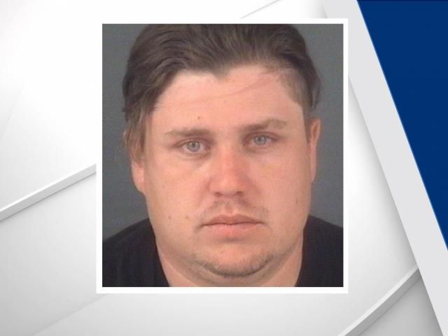 Man arrested in Fayetteville peeping incident faced similar charges in ...