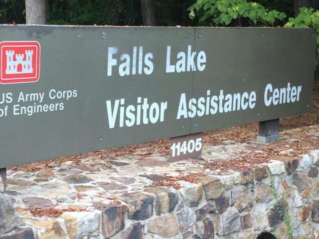 Foul play not suspected after woman's body found on trail at Falls Lake