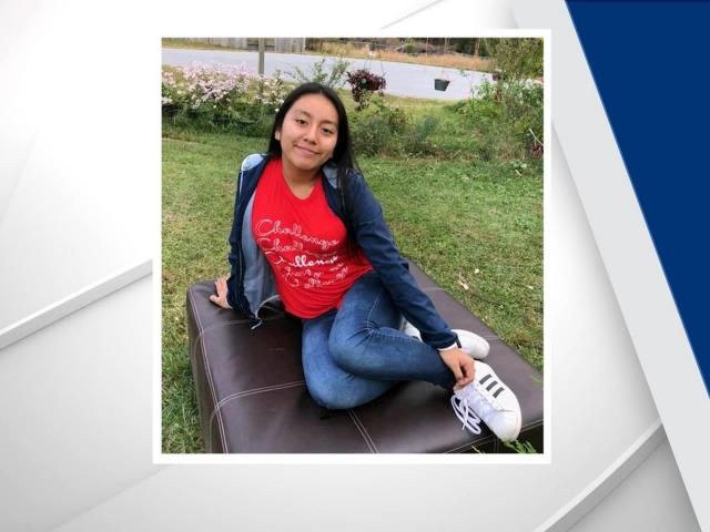 Students, teachers remain 'Viking strong' in memory of Hania Aguilar