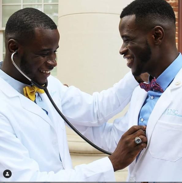 'Twinsicians' chronicle journey to become doctors at UNC Chapel Hill