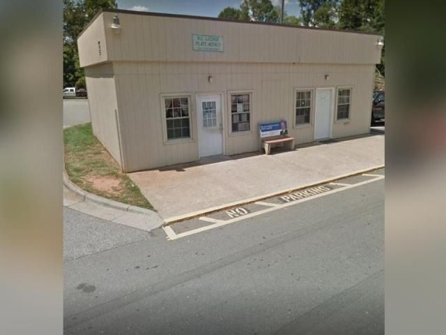 DMV closes Forsyth County license plate agency
