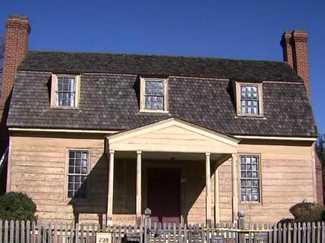 Raleigh's oldest home reveals secrets beneath over 200 years of paint