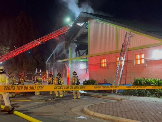 Overnight fire damages roof of Raleigh community center