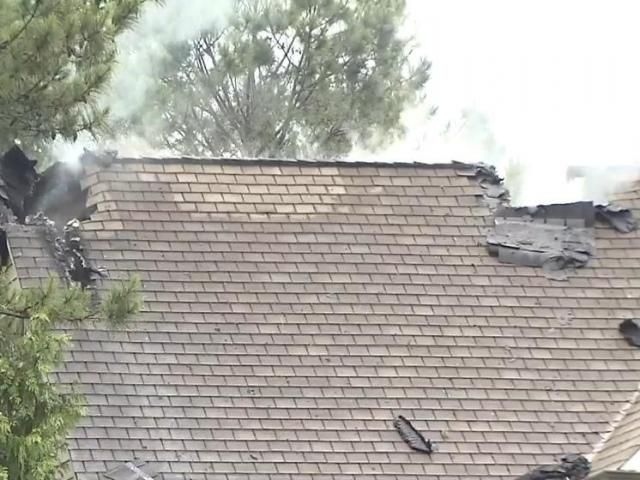 Witness: Lightning could have contributed to Apex house fire