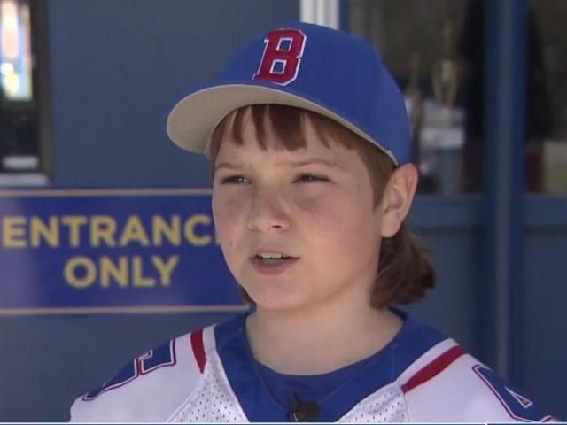 'Get down, Mr. Weller!' 13-year-old's heroic actions caught on video ...