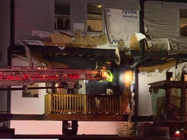 Crews battle fire overnight in townhouse complex in Raleigh