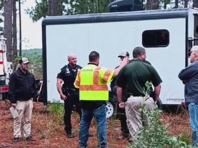 Spectrum fiber optic cable intentionally cut, causing outage