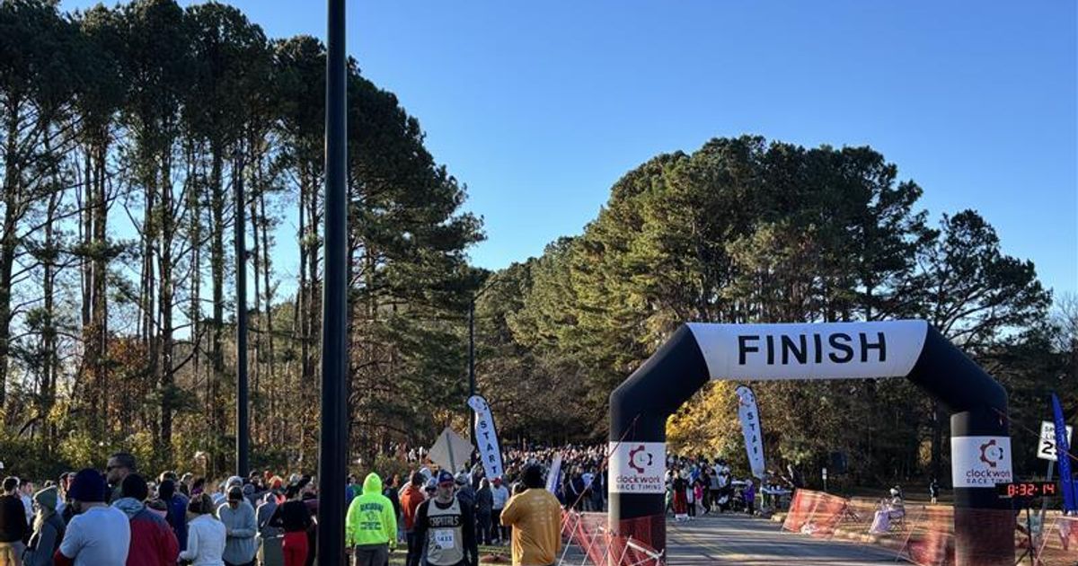 Racing before the feast 🦃🏃‍♂️ Triangle turkey trots offer Thanksgiving ...