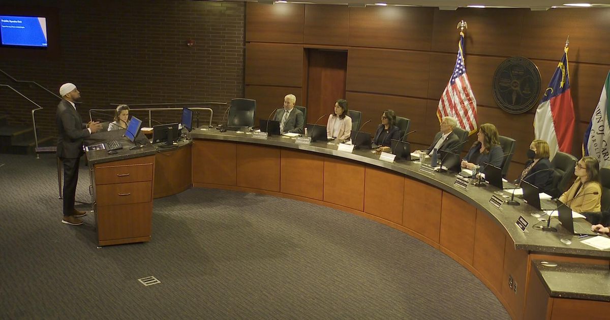 'The buck stops with him:' Cary residents ask mayor to resign in first ...