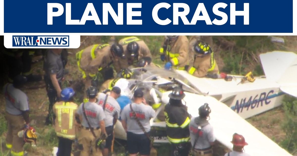 Small plane crash near Knightdale, authorities investigate :: WRAL.com