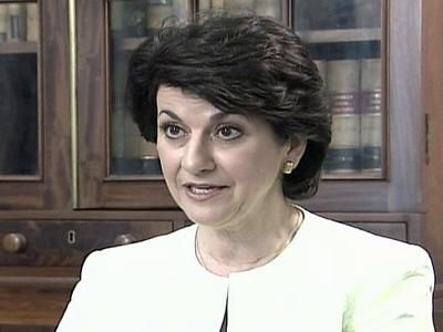 N.C. State chancellor calls for Mary Easley's resignation