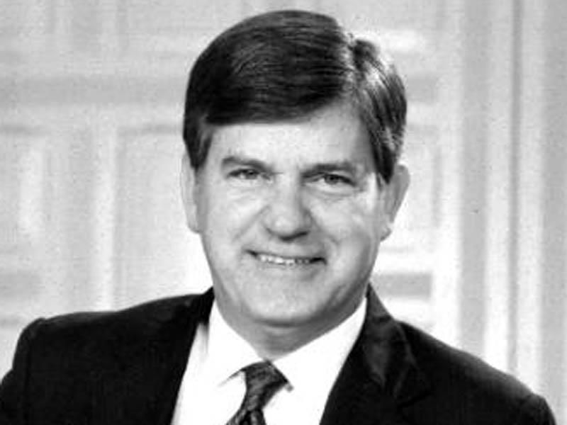 Former governor to dig deeper into UNC academics