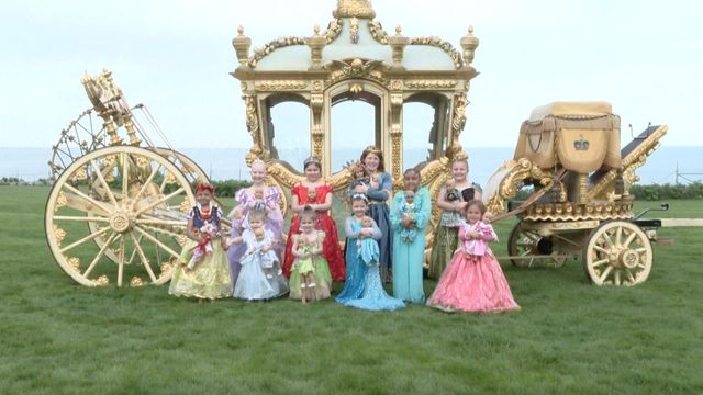 Cancer patients dress up as Disney Princesses
