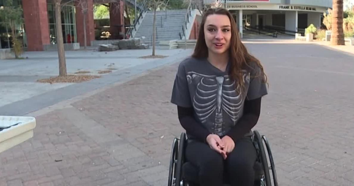 Good Samaritan Pushed Paralyzed Woman Home During Unlv Shooting Now