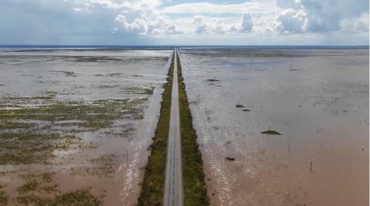 Dramatic drone footage reveals Cyclone Idai's devastating power