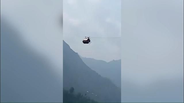 All 8 people rescued from stranded cable car in Pakistan after 14 hour ...