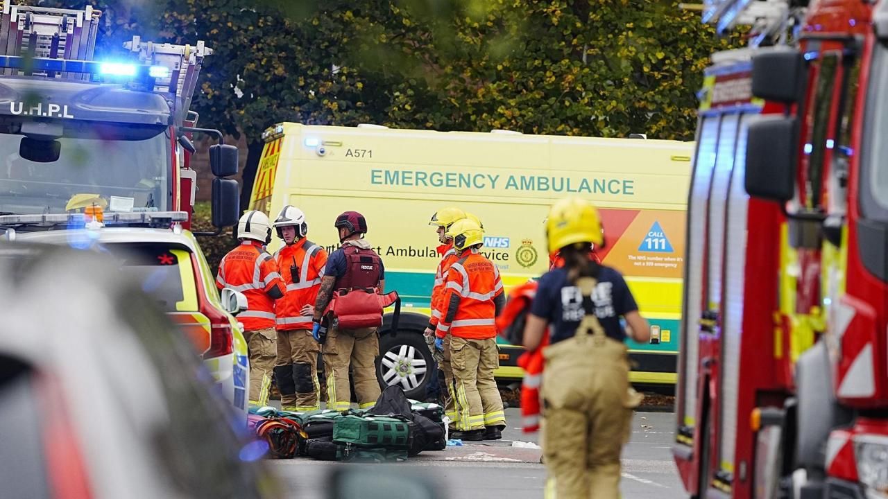 killed outside synagogue