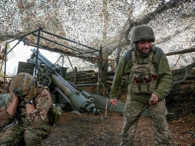 Russian forces, aided by heavy aerial bombardments, edge forward in Ukraine