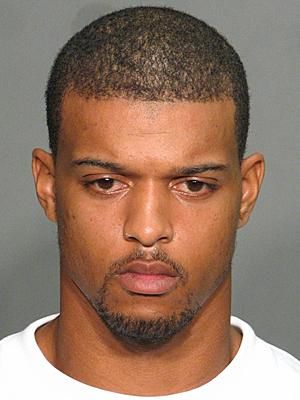 Accused robber pleads guilty to weapons charge