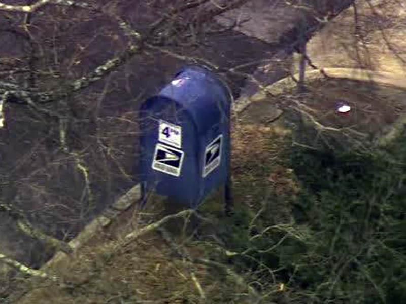 Cosmetics blamed for Raleigh mailbox bomb scare