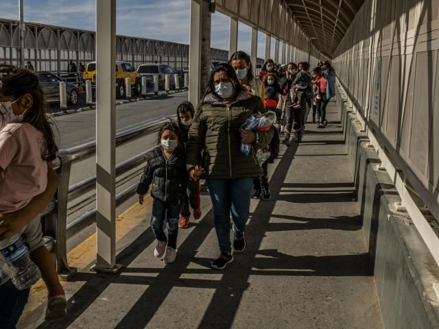 Fact check: Did the U.S. set new record for immigrant border crossings?