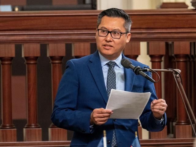 Republican Vince Fong wins California special election for McCarthy seat