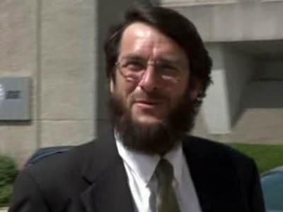 Uneven day for prosecutors in Edwards trial