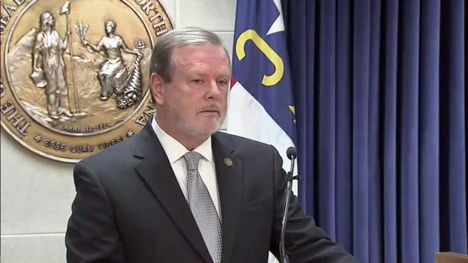 Berger threatens to redraw congressional districts, but denies talking ...