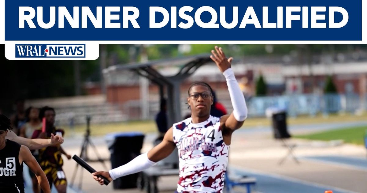 High school runner's raised hand costs Charlotte team state track and ...