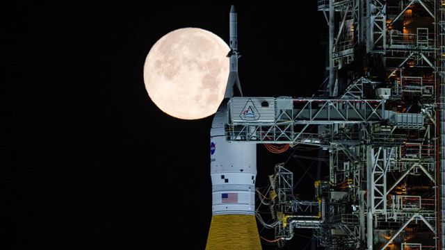 NASA set to launch Artemis II, sending 4 people to orbit the moon