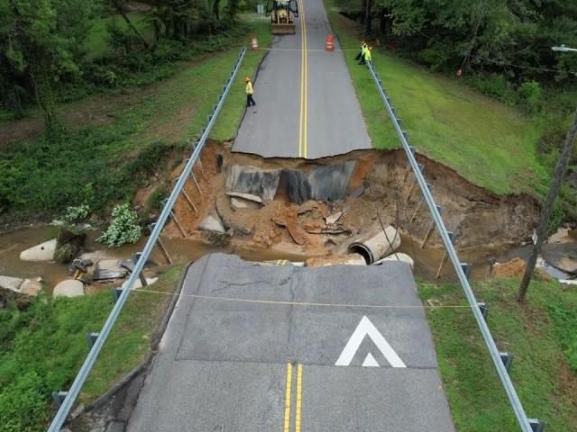Road splits in half: Debby causes dam breaks in Cumberland & Harnett ...