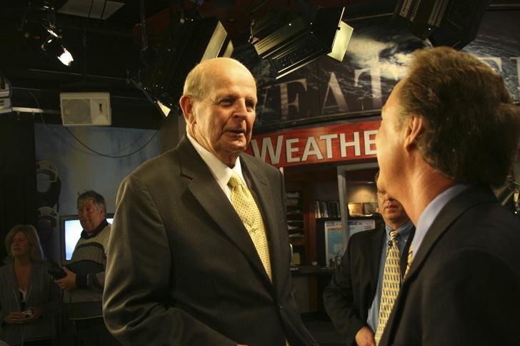 Longtime WRAL weatherman Bob DeBardelaben dies