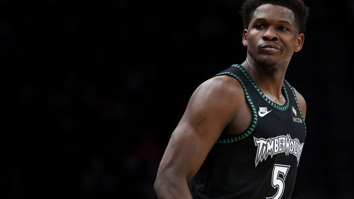 Timberwolves beat Towns for first time as Edwards scores 38 points in ...