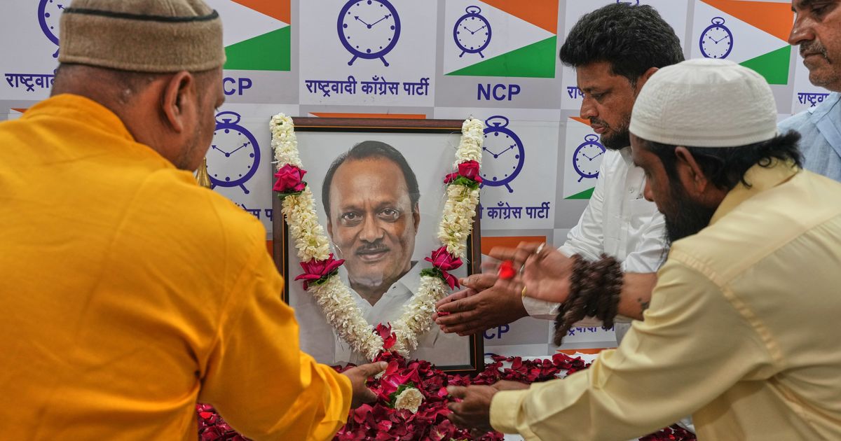 Senior state official among 5 dead after private plane crash in western ...