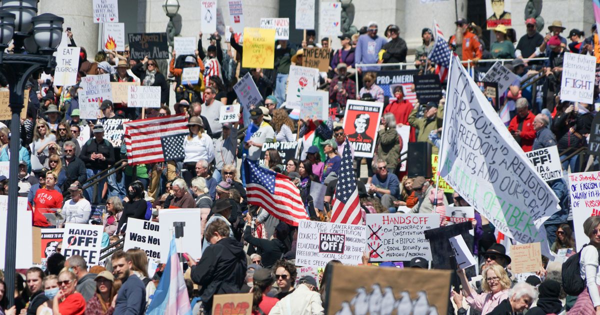 'No Kings' movement reignites in the Triangle with a weekend of ...